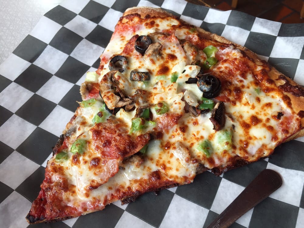 AJ’s NY Pizzeria - 64 Photos & 118 Reviews - Pizza - 301 Poyntz ...