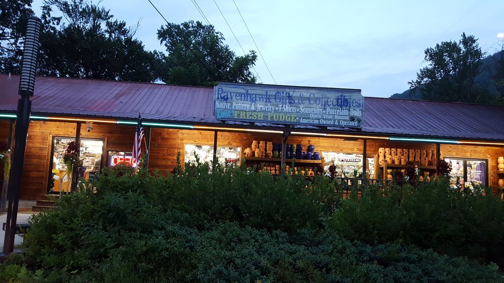 Ravenhawk Gifts & Collectables - Shopping - 686 Tsali Blvd, Cherokee ...