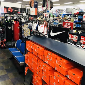 Big 5 Sporting Goods - 15 Photos & 22 Reviews - Sporting Goods - 8445 W ...