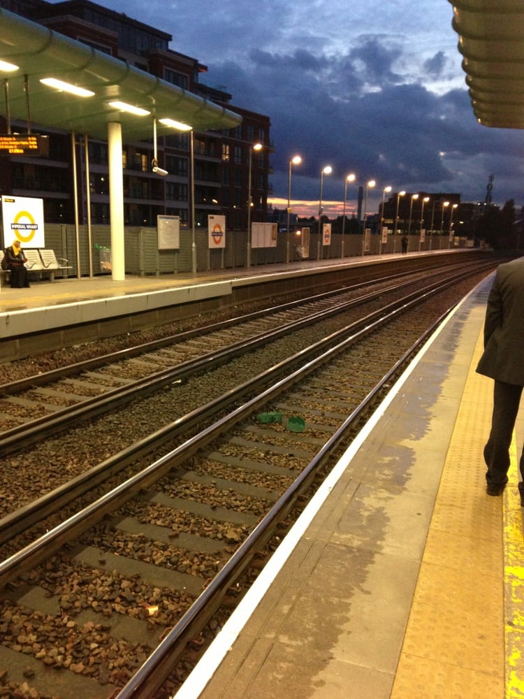 Imperial Wharf London Overground Station - Train Stations - Townmead Rd ...