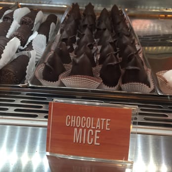 Villa Italia - 76 Photos & 86 Reviews - Bakeries - 226 Broadway ...