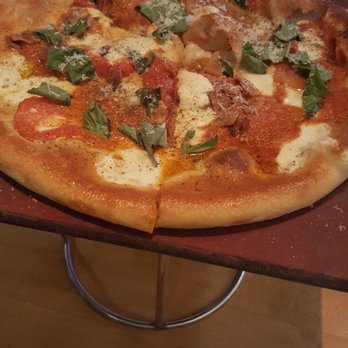 Upper Crust Wood Fired Pizza - 191 Photos & 132 Reviews - Pizza - 5860 ...