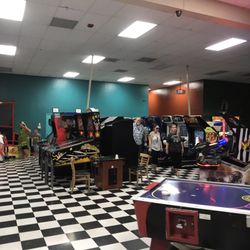 Monarch Family Fun Zone - 10 Photos & 23 Reviews - Mini Golf - 14845 ...