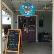 BuzzCatz Coffee & Sweets - 102 Photos & 70 Reviews - Coffee & Tea ...