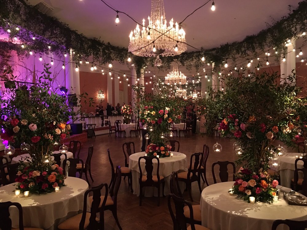 Houston Country Club Gift Card - Houston, TX | Giftly