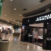 Viewmont Mall - 24 Photos & 13 Reviews - Shopping Centers - 100 ...