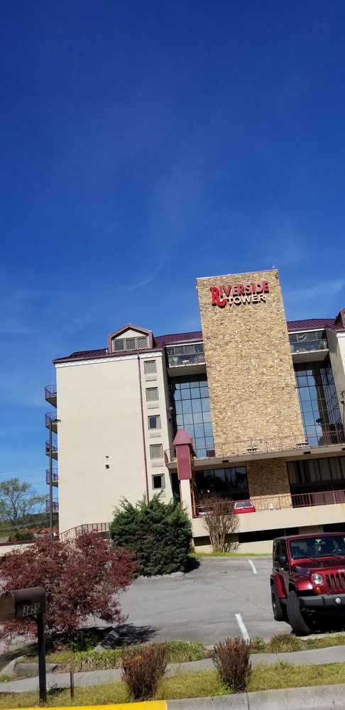 Riverside Towers - 3455 Pkwy, Pigeon Forge, TN - 2019 All You Need to ...