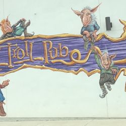 Troll Pub at the Wheelhouse - 41 Photos & 38 Reviews - American ...