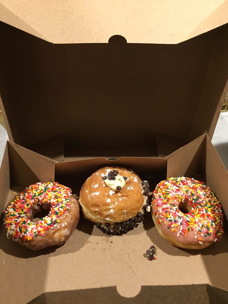 Donut Crazy - New Haven - 157 Photos & 94 Reviews - Donuts - 290 York ...