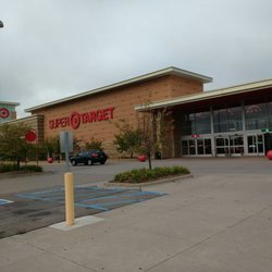 Target - 11 Reviews - Department Stores - 15300 Grove Cir N, Maple ...
