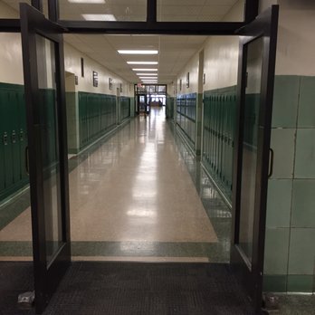 New Trier Township High School - 24 Photos - Middle Schools & High ...
