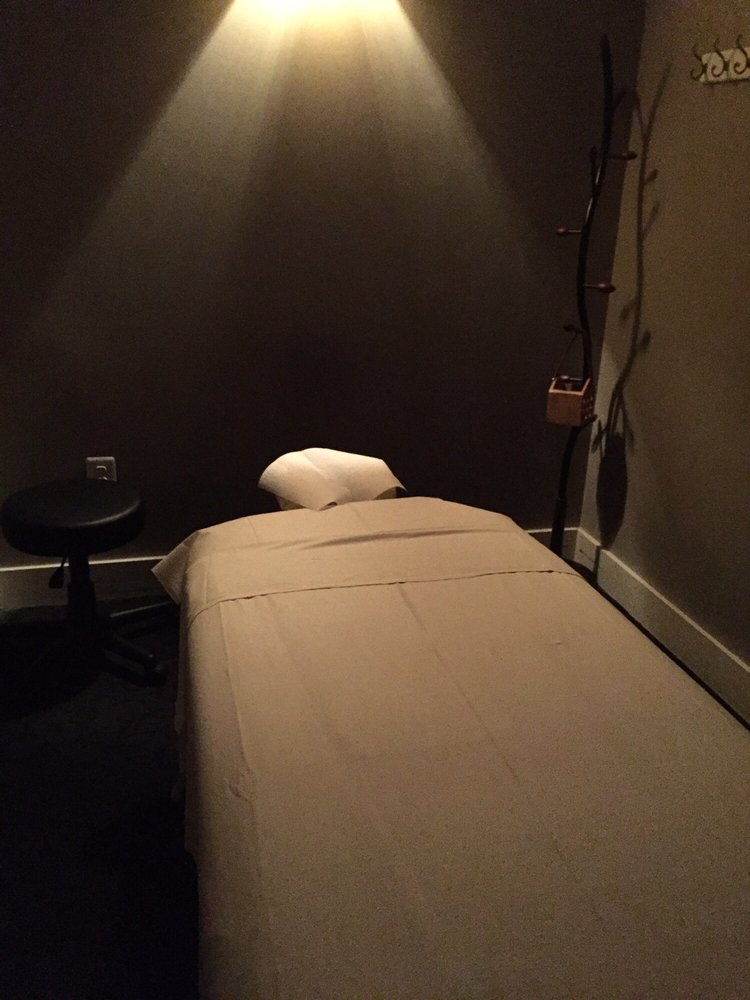 Springfield Therapeutic Massage - 13 Photos & 36 Reviews - Massage ...
