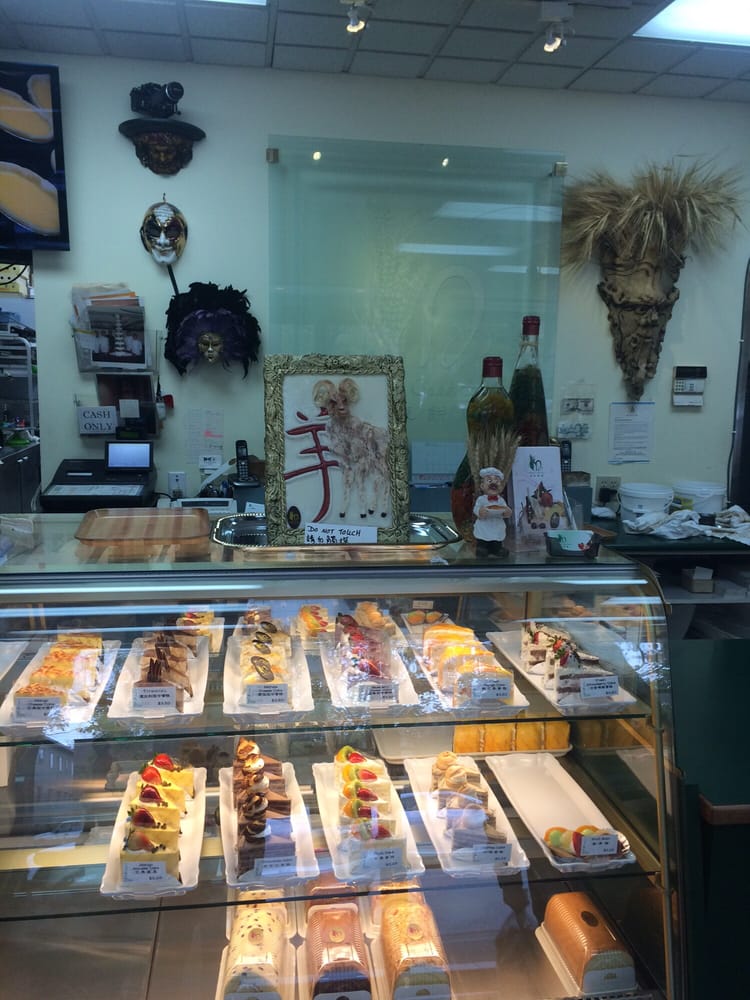 Michele Cake Shop - 16 Photos & 32 Reviews - Bakeries - 6033 W ...