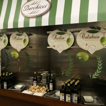 Berchicci - 6205 Boulevard Couture, Saint-Léonard, Saint-Leonard, QC ...