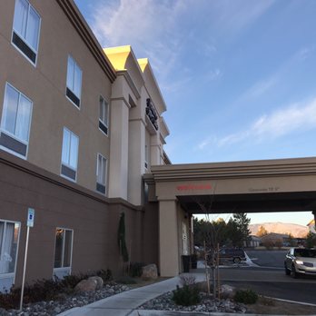 Hampton Inn & Suites Reno West - 116 Photos & 46 Reviews - Hotels - 900 ...