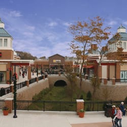 Philadelphia Premium Outlets - 18 W Lightcap Rd, Pottstown, PA - 2019 ...