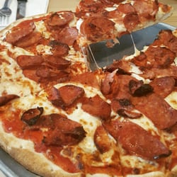 Pendeli’s Pizza - Pizza - 4873 Boulevard Notre-Dame, Laval, Laval, QC ...