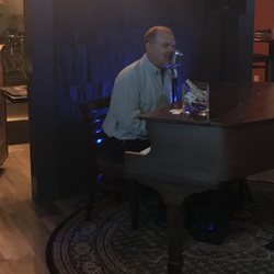 The Talk House - 15 Photos & 18 Reviews - American (Traditional) - 514 ...