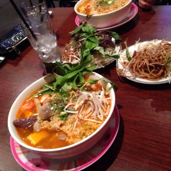 Utopia Restaurant & Lounge - 79 Photos & 46 Reviews - Dive Bars - 1125 ...