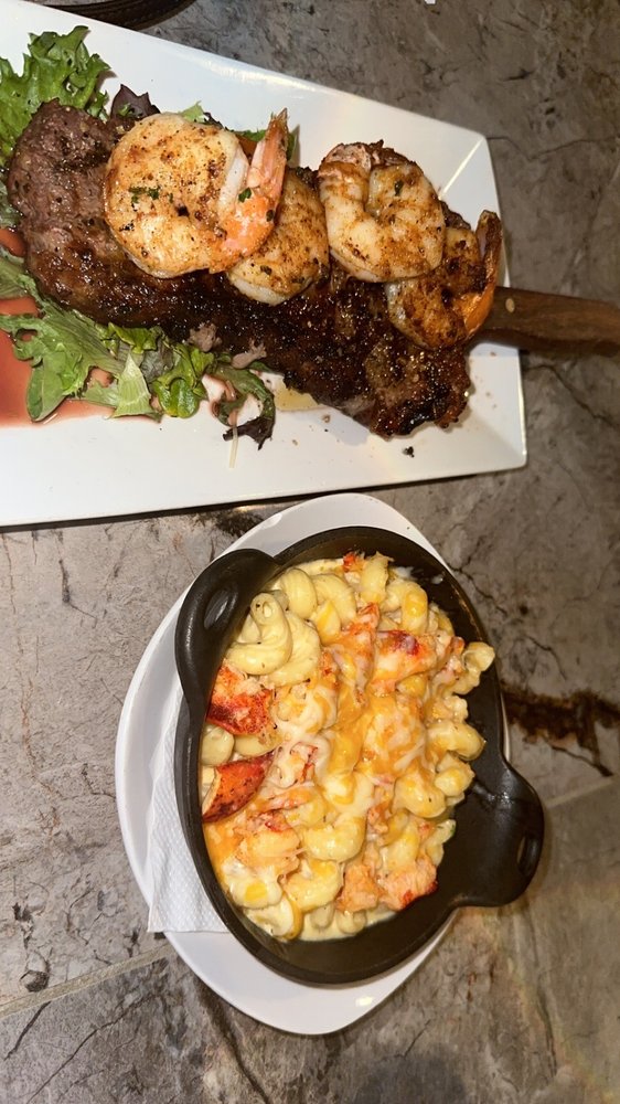 Cache 42 Kitchen & Cocktails, Memphis | Roadtrippers