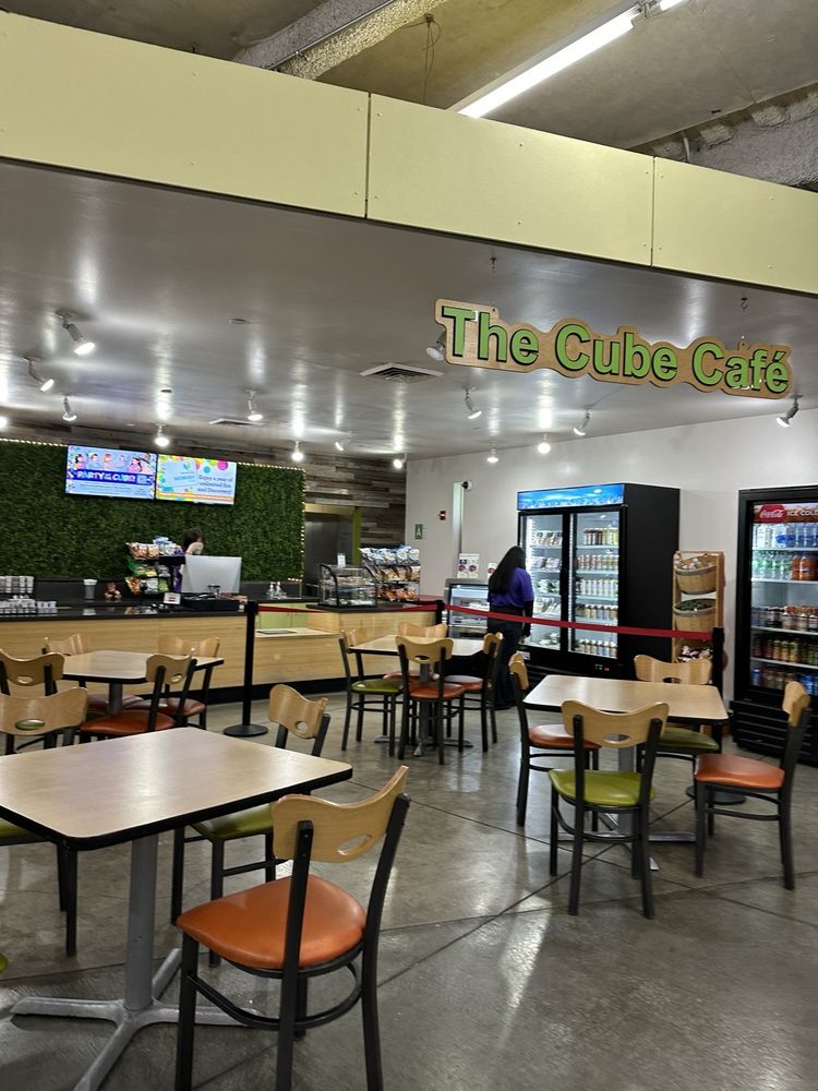 The Cube Cafe, Los Angeles | Roadtrippers