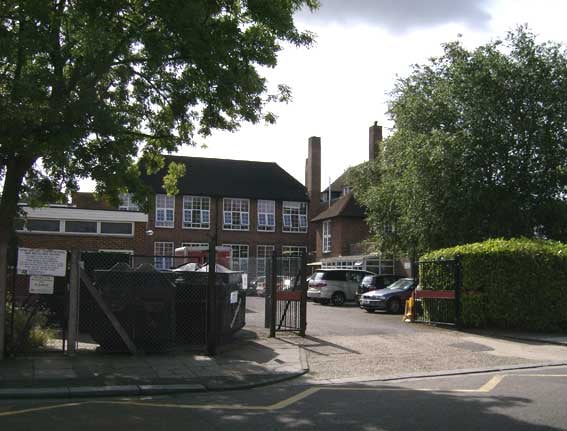 Hampton Hill Junior School - Elementary Schools - St James's Avenue ...