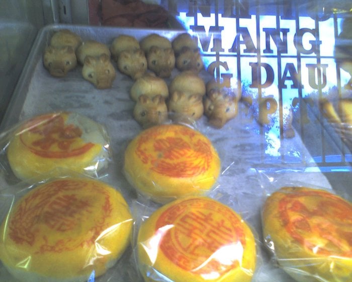 Queen Bakery - Bakeries - 2869 Senter Rd, Fairgrounds, San Jose, CA ...