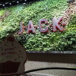 JACK Thistledown Racino - 19 Photos & 44 Reviews - Horse Racing - 21501 ...