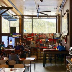 The Commonwealth - 133 Photos & 181 Reviews - Burgers - 10 Pass Life ...