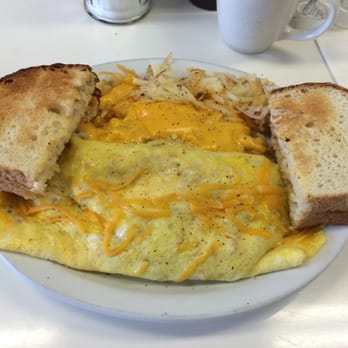 Red Hill Royal Cafe - 16 Photos & 14 Reviews - Breakfast & Brunch - 130 ...