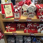 SNOOPY TOWN Shop - 11 Photos - Hobby Shops - 北区芝田1-1-3, 北区, Osaka, 大阪府 ...