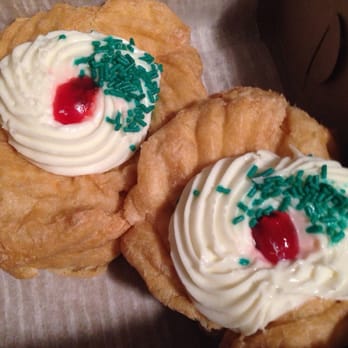 Zeppieri & Sons Bakery - 40 Photos & 46 Reviews - Bakeries - 3004 Buhre ...