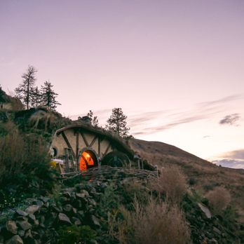 The Hobbit Inn - Vacation Rentals - 81 Mountain Springs Rd, Orondo, WA ...