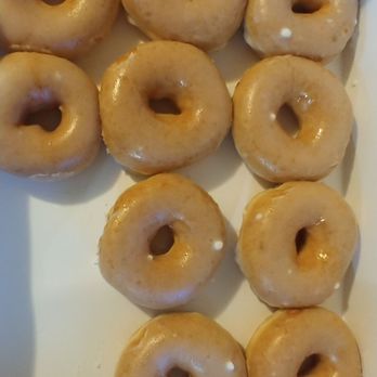 Golden Donuts - 45 Photos & 57 Reviews - Donuts - 625 Manchester Expy ...