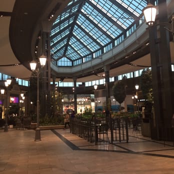 CF Carrefour Laval - 56 Photos & 38 Reviews - Shopping Centres - 3035 ...