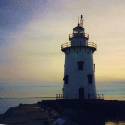 Old Saybrook Breakwater Lighthouse - 13 Photos - Landmarks & Historical ...