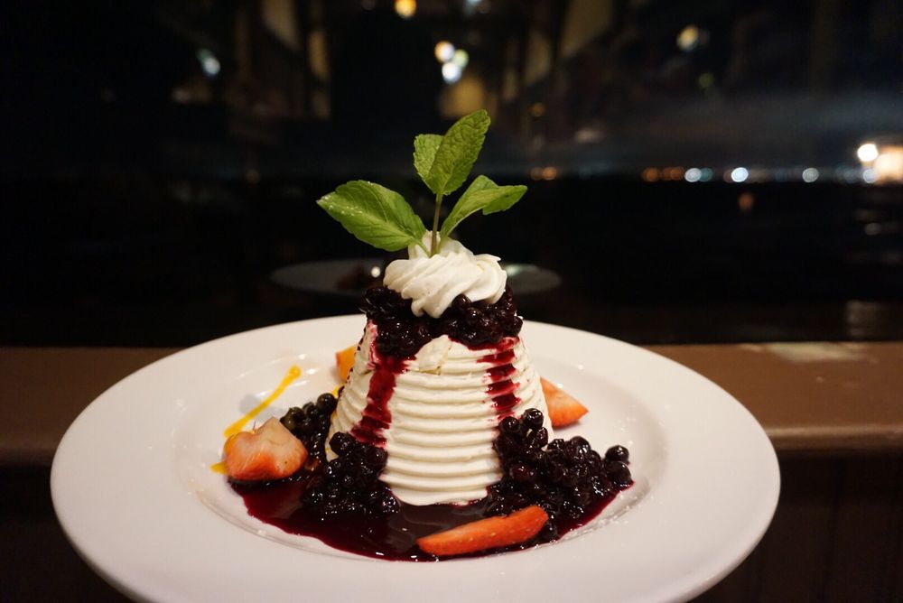 The Fish Hopper - 2360 Photos & 2667 Reviews - Seafood - 700 Cannery ...