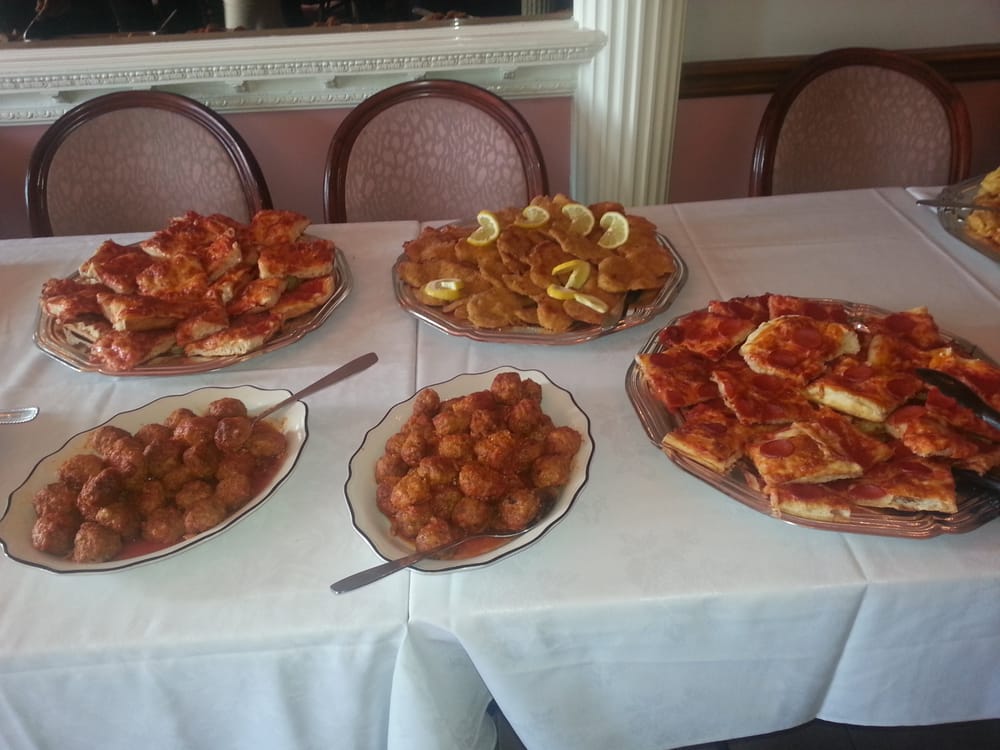 Mirra’s Place - 14 Photos - Italian - 3157 Dufferin Street, Toronto, ON ...