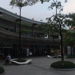 UP Ayala Technohub - Restaurants - Don Mariano Marcos Ave,, Quezon City ...