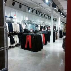 Mango Outlet - 11 Reviews - Women's Clothing - Carrer Girona, 37, L ...