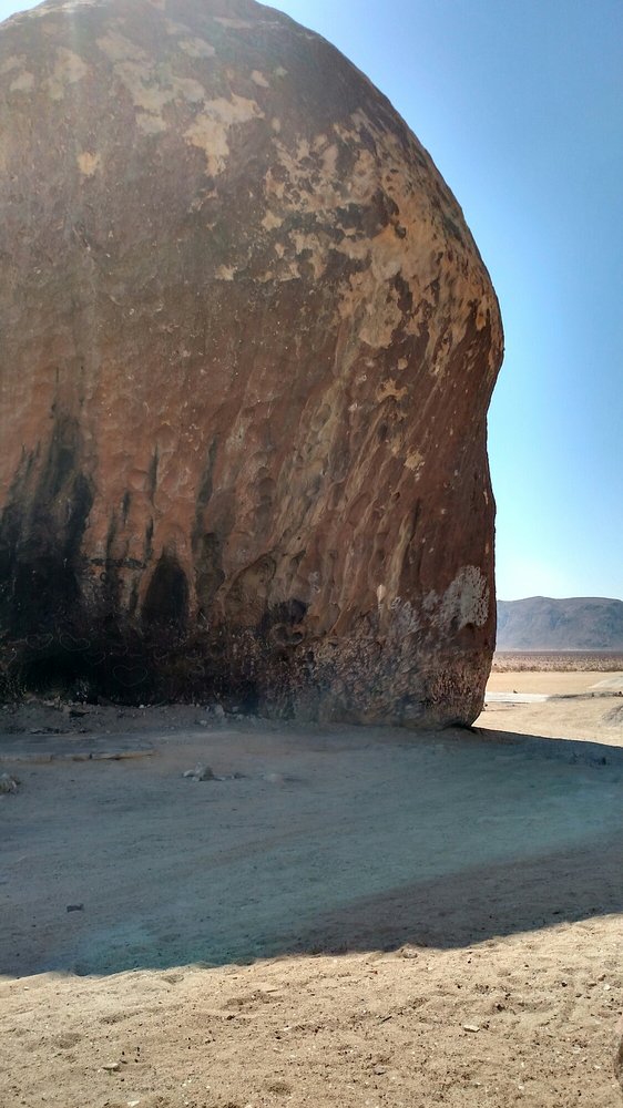 Giant Rock - 35 Photos & 37 Reviews - Local Flavor - Landers Ln ...