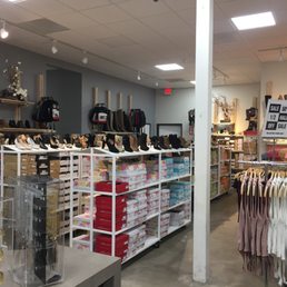 Cozy Fox - Women's Clothing - 1825 E Ventura Blvd, Oxnard, CA - Phone ...