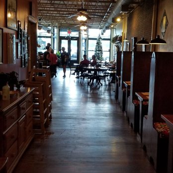 Chat & Choo - 24 Photos & 33 Reviews - Breakfast & Brunch - 130 W ...