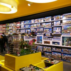 Lego Store - 11 Photos - Toy Stores - Breite Gasse 39, Innenstadt ...