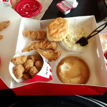 KFC - 26 Photos & 13 Reviews - Fast Food - 10 S 31st St, Temple, TX ...