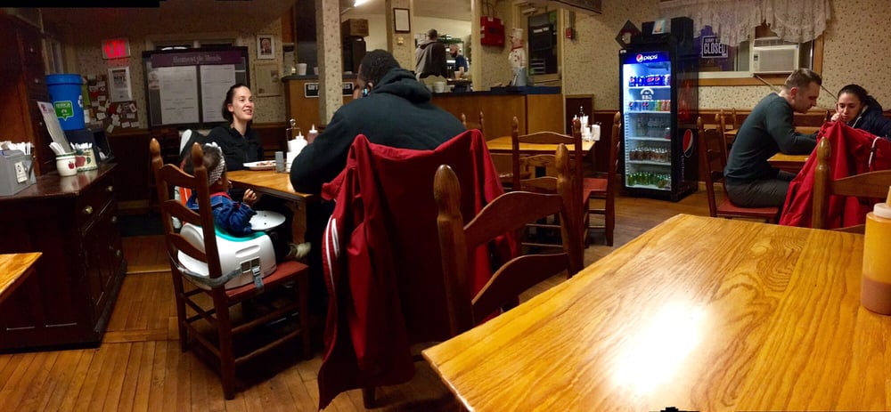 Becky’s BBQ - 45 Photos & 149 Reviews - Barbeque - 82 E Main Rd ...