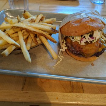 Beauvine Burger Concept - 354 Photos & 287 Reviews - Burgers - 1501 W ...