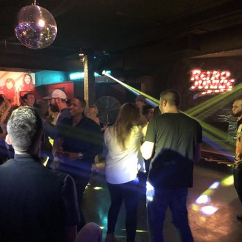 Retro Junkie - 86 Photos & 91 Reviews - Cocktail Bars - 2112 N Main St ...