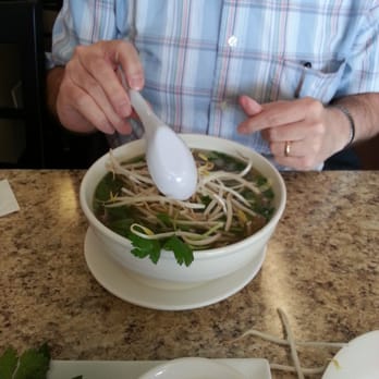 Pho 71 - 28 Photos & 40 Reviews - Vietnamese - 1001 N Elm St, Broken ...