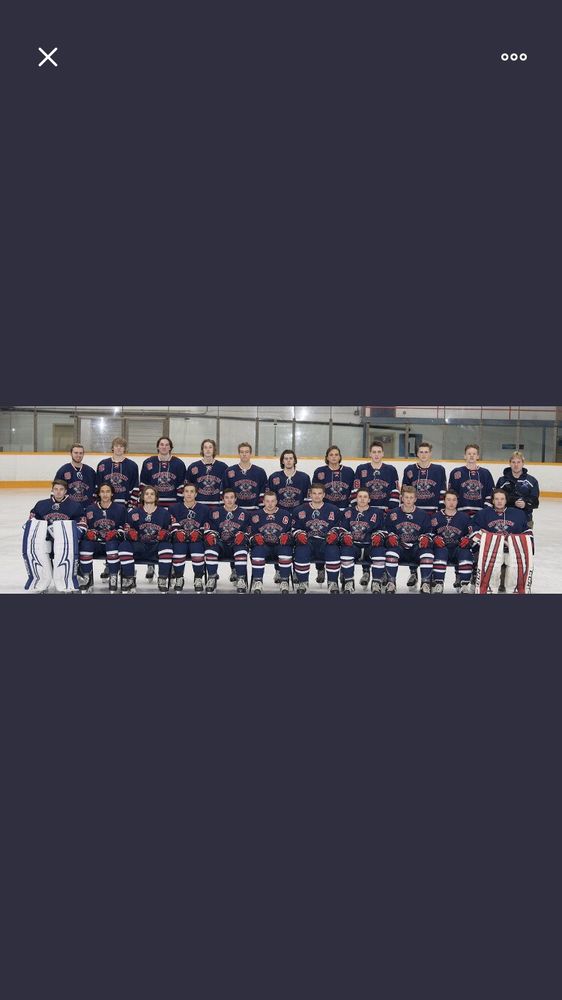 Eagles Ice Arena - 10 Photos - Skating Rinks - 6321 N Addison St ...